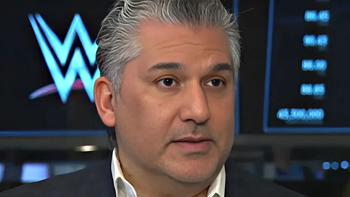WWE-Präsident Nick Khan äußert sich zu Fan-Kritik an hohen Ticketpreisen – WWE RAW Vorschau ...