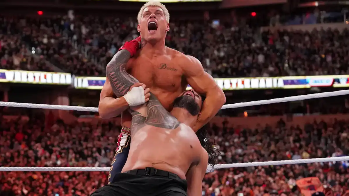 Cody Rhodes enthüllt die Geschichte hinter dem Cross Rhodes und sorgt ...
